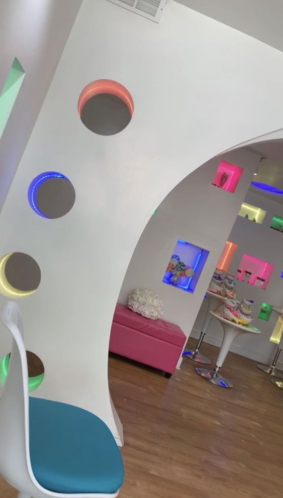 WAXING STATION BY GLOW MED SPA - 31 Photos & 93 Reviews - Day Spas ...