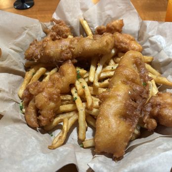 CRAZY FISH - GRILL & MARKET - Updated October 2025 - 576 Photos & 640 ...