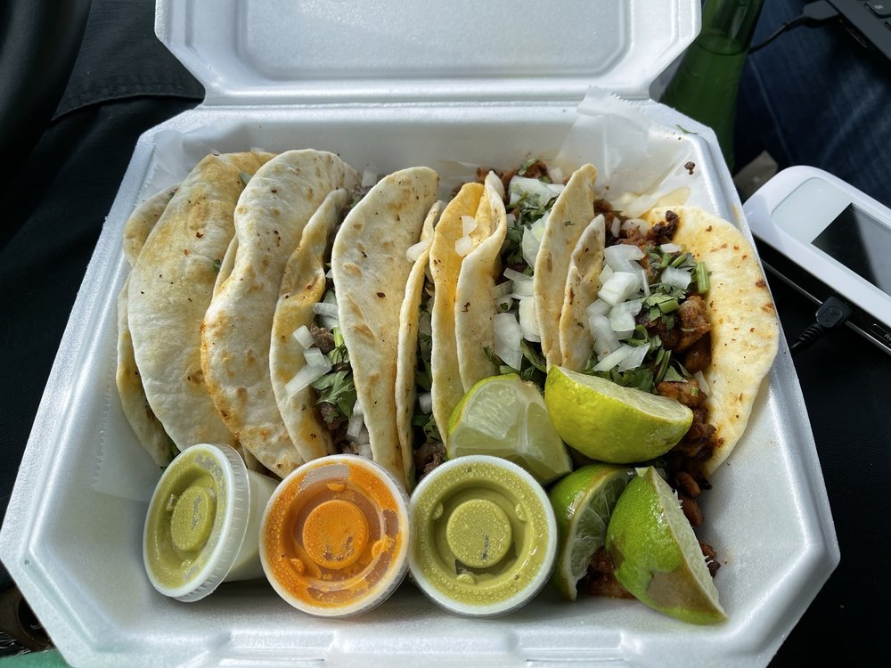 QUE RICO TACOS - 105-129 Acuna Ct, Del Valle, Texas - Tacos ...