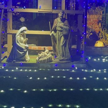 BREA CHRISTMAS LIGHT NEIGHBORHOOD - Updated December 2024 - 1298 Photos ...