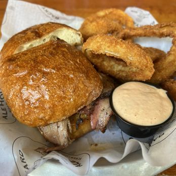 BACKYARD ALE HOUSE - Updated December 2025 - 328 Photos & 367 Reviews ...