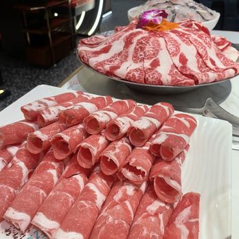 QIAO LIN HOTPOT - CHICAGO DOWNTOWN - Updated April 2025 - 242 Photos ...