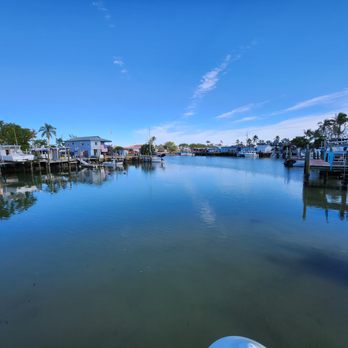 STAN’S IDLE HOUR - 150 Photos & 118 Reviews - 221 Goodland Dr W ...