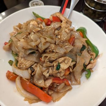 DAISY MINT - Updated July 2024 - 1454 Photos & 1880 Reviews - 1218 E ...