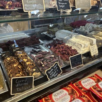 GOLDEN ROASTERY - Updated November 2025 - 283 Photos & 90 Reviews ...