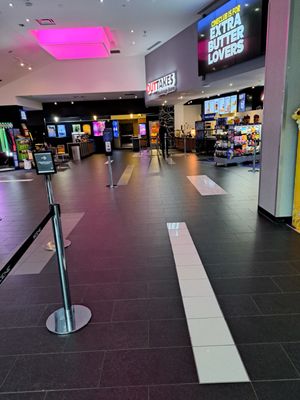 CINEPLEX MARINE GATEWAY - Updated October 2025 - 205 Photos & 94 ...