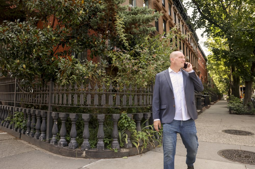 BRIAN BLESSINGER - Updated September 2024 - New York, New York - Real ...