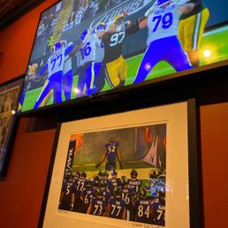 MICHAEL’S CAFE - Updated July 2025 - 472 Photos & 467 Reviews - 2119 ...