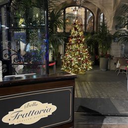 BELLA TRATTORIA ITALIAN BISTRO - Updated July 2025 - 717 Photos & 889 ...