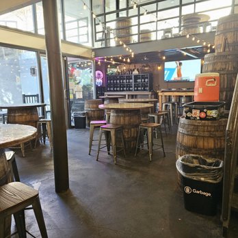 SEATTLE BEER CO - Updated May 2024 - 325 Photos & 195 Reviews - 1427 ...