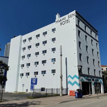 MIAMI SUN HOTEL - Updated June 2025 - 55 Photos & 58 Reviews - 226 NE ...