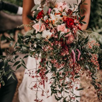 CHASE FLOWERS & GIFTS - Updated December 2025 - 13 Photos & 26 Reviews ...