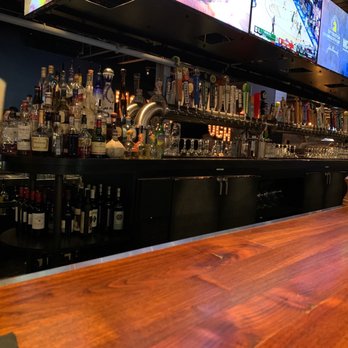 THE NEIGHBORHOOD TAVERN - Updated November 2024 - 63 Photos & 122 ...