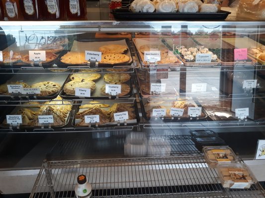 ART’S BAKERY - 29 Photos & 29 Reviews 【4380 W Ridge Rd, Erie ...