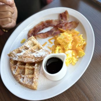 EAT MY BISCUITS - Updated December 2025 - 545 Photos & 197 Reviews ...