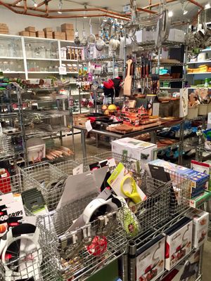 MING WO COOKWARE - Updated January 2026 - 17 Reviews - 2170 4th Ave W ...