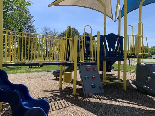 FAIRBORN COMMUNITY PARK - Updated October 2025 - 15 Photos - 691 E ...