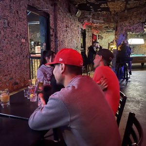 EDNA’S - 72 Photos & 109 Reviews - 5137 N Classen Cir, Oklahoma City ...