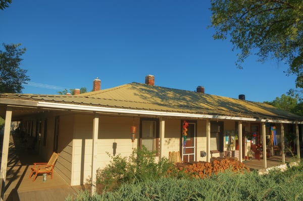 Hotels - ALAMEDA’S HOT SPRINGS RETREAT - 308 N Spring St, Hot Springs ...