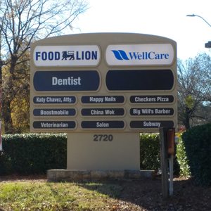 FALLS POINTE SHOPPING CENTER - 9660 Falls Of Neuse Rd, Raleigh, North ...