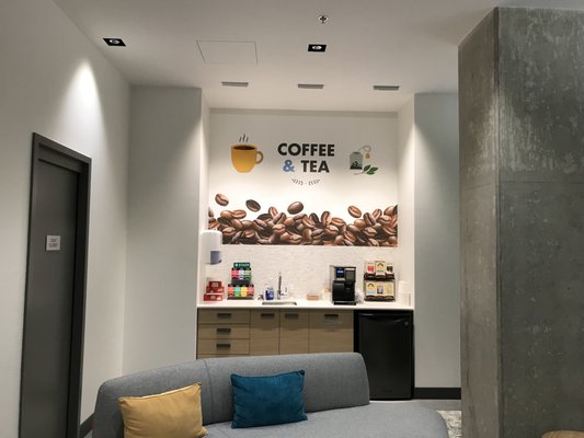 BROKERLINK - Updated December 2025 - 10 Photos - 100-1201 Glenmore ...