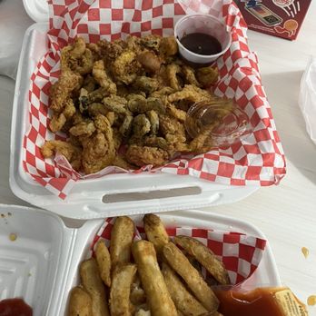 DIRTY MYRTLE WING COMPANY - Updated October 2025 - 93 Photos & 124 ...