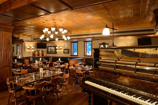 THE GOLDEN BEE - Updated November 2024 - 456 Photos & 547 Reviews - 1 ...