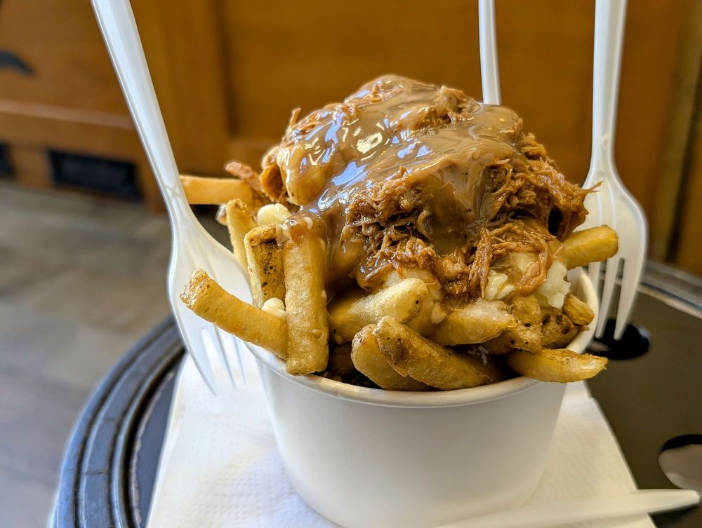 FRITZ EUROPEAN FRY HOUSE - Updated December 2025 - 965 Photos & 891 ...