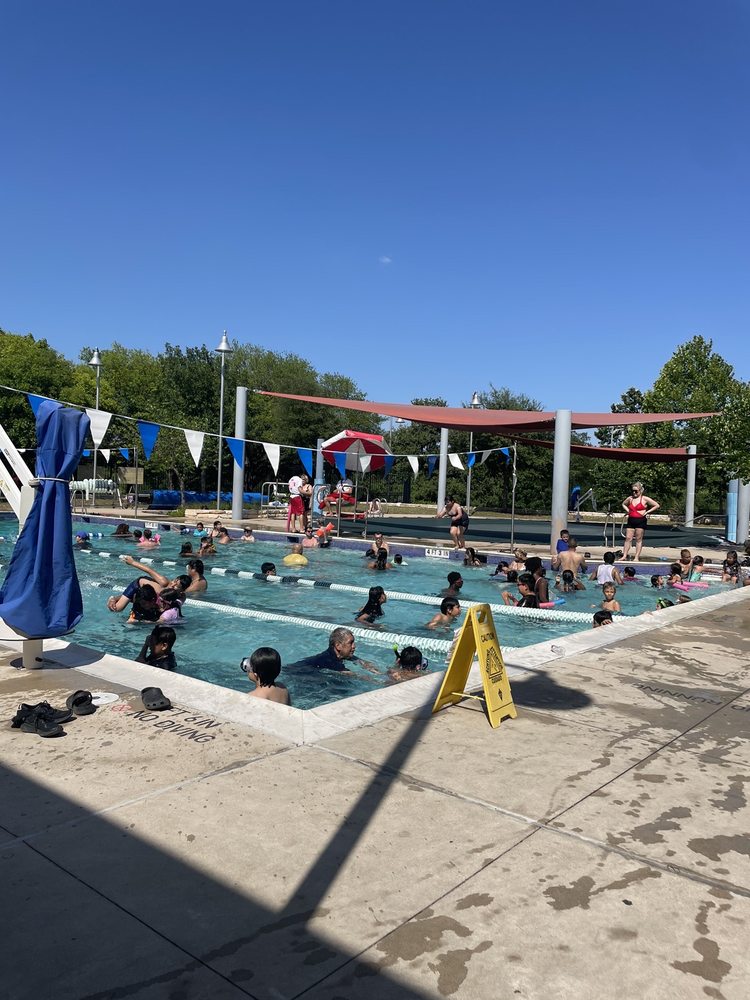 BARTHOLOMEW MUNICIPAL POOL - Updated July 2024 - 37 Photos & 43 Reviews ...