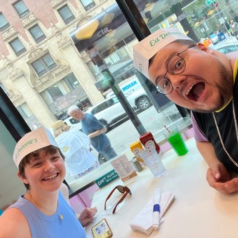 ED DEBEVIC’S - 330 Photos & 179 Reviews - 159 E Ohio St, Chicago ...