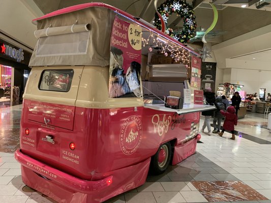 RUBY JEWEL - Updated October 2025 - 16 Photos - 9585 SW Washington ...