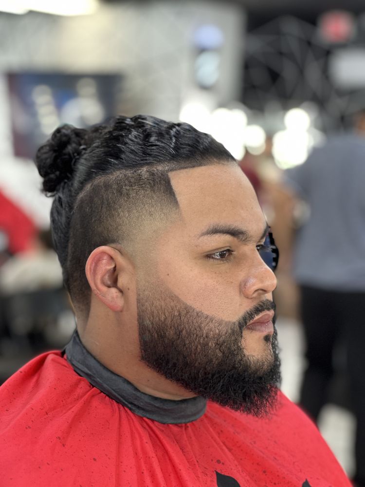 XCLUSIVE BARBERSHOP - Updated April 2026 - 9685 SW Fwy Frontage Rd ...