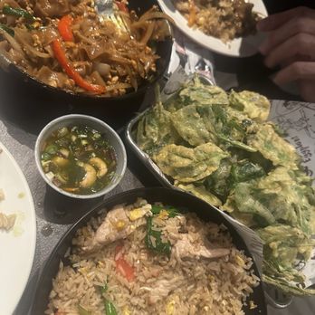 BLOCK 9 THAI STREET EATS - Updated March 2025 - 267 Photos & 146 ...