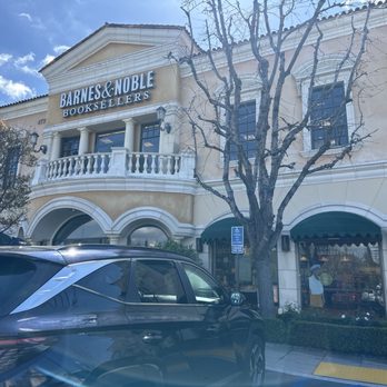 THE COMMONS AT CALABASAS - Updated December 2025 - 437 Photos & 135 ...