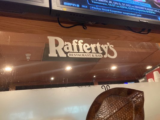 RAFFERTYS RESTAURANT & BAR - 59 Photos & 130 Reviews - 4041 Armory Oaks ...