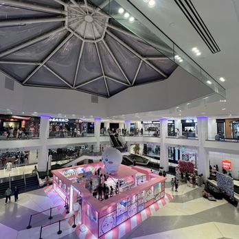 TANGRAM FOOD HALL - Updated January 2025 - 128 Photos & 31 Reviews ...