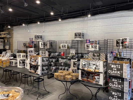 NUTS ON CLARK - Updated January 2026 - 47 Photos & 86 Reviews - 3830 N ...