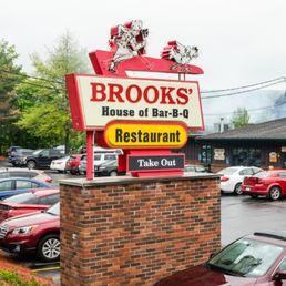 BROOKS’ HOUSE OF BAR-B-Q - Updated October 2025 - 268 Photos & 495 ...
