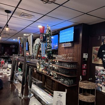 AL’S AIRPORT INN - Updated December 2025 - 155 Photos & 97 Reviews ...