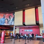 AMC NEWPARK 12 - 696 Photos & 656 Reviews - 400 Newpark Mall, Newark ...
