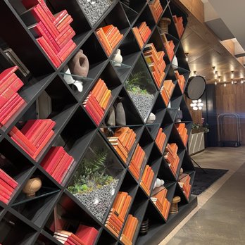 ARLO CHICAGO - Updated November 2024 - 198 Photos & 139 Reviews - 168 N ...