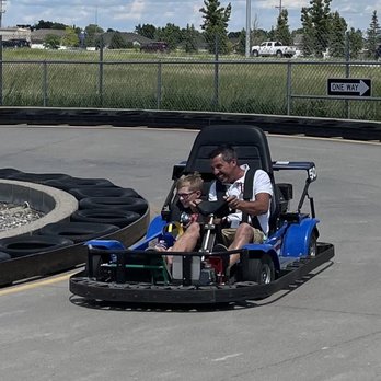 THUNDER ROAD - Updated October 2025 - 28 Photos & 20 Reviews - 2902 ...