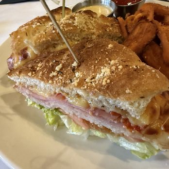 CLEVELAND CHOP - Updated December 2025 - 402 Photos & 537 Reviews - 824 ...