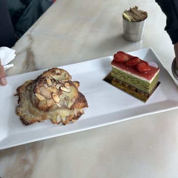 B PATISSERIE - Updated July 2024 - 7505 Photos & 3515 Reviews - 2821 ...