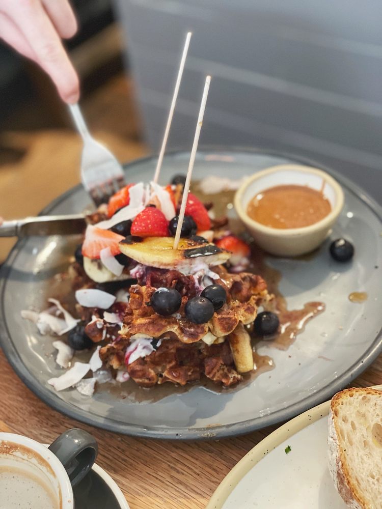 KIN CAFÉ - Updated June 2025 - 62 Photos & 21 Reviews - 22 Foley Street ...