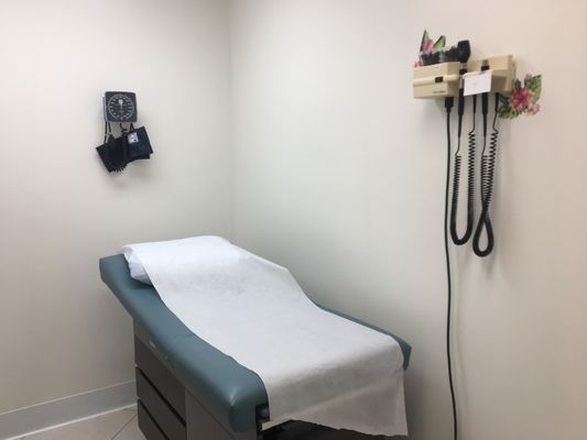 ADVANCED URGENT CARE - KEY LARGO - Updated January 2026 - 21 Photos ...