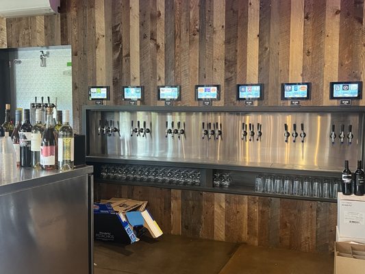 POST & POUR - Updated May 2025 - 24 Photos - 19001 Cascadia Blvd E ...