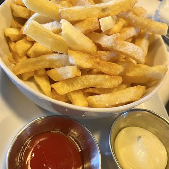 MIRABELLE WINE BAR - 253 Photos & 221 Reviews - 12518 Burbank Blvd, Los ...