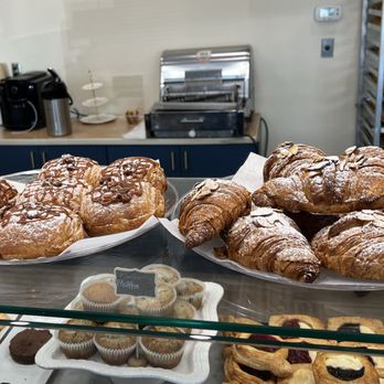 BOOSALIS BAKING AND CAFE - Updated October 2025 - 146 Photos & 260 ...