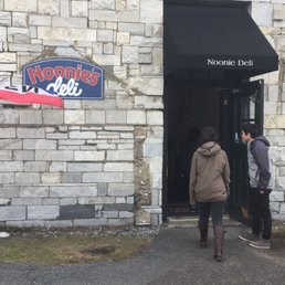 NOONIE’S DELI - Updated September 2025 - 73 Photos & 124 Reviews - 137 ...